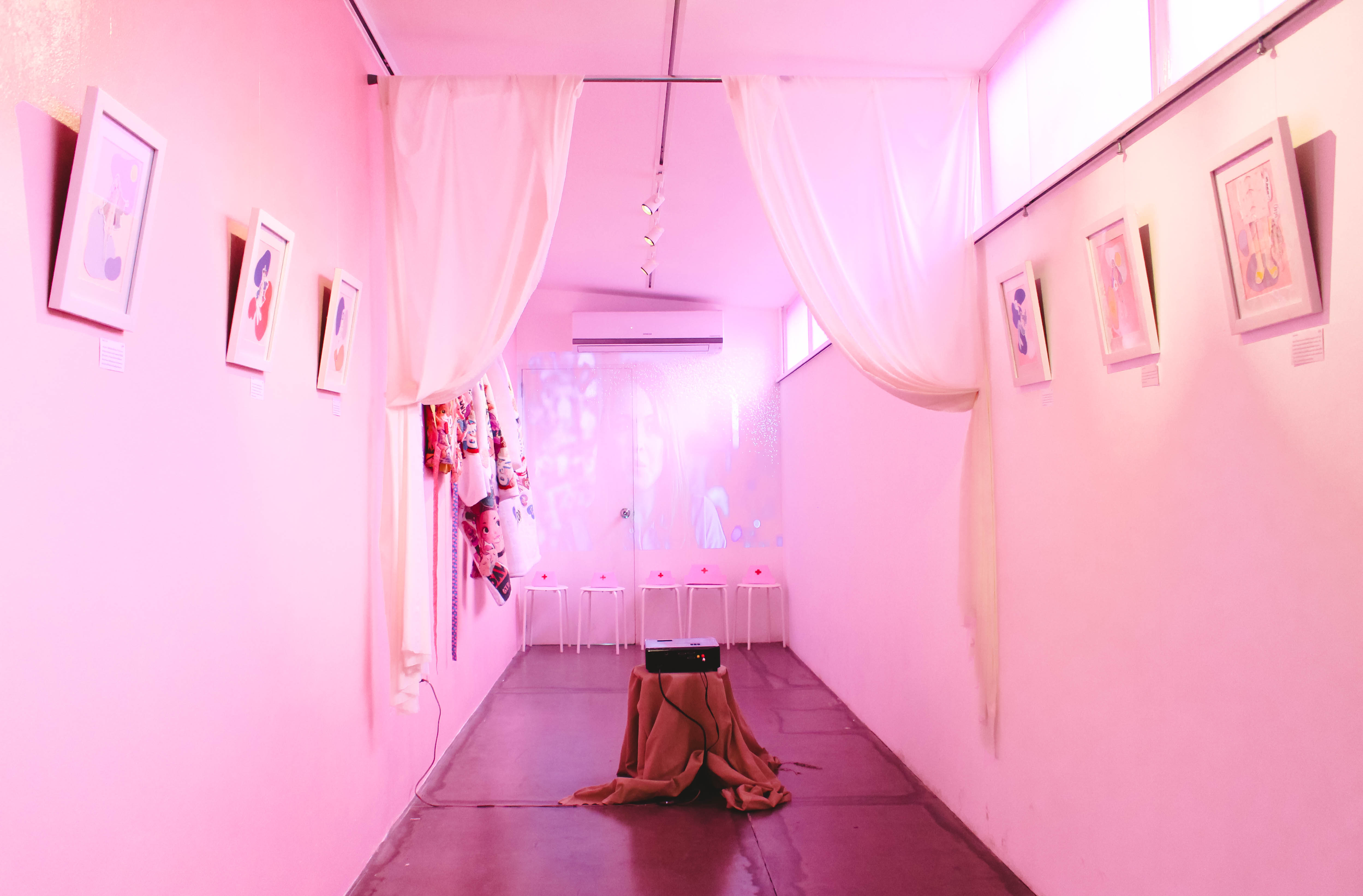 กล้าเป็นตัวของตัวเองใน นิทรรศการ Pink Hospital | นิทรรศการโรงพยาบาลสีชมพู