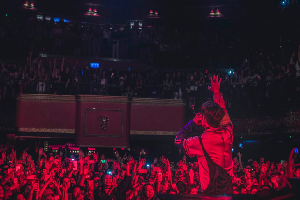 ตามมารู้จัก Dean ศิลปิน Hiphop R&B จากแดนกิมจิ ก่อนไปมันส์ที่ Maho ...